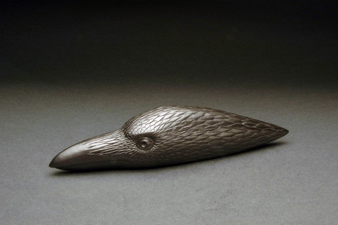 Raven Graphite object – Natalia Willmott